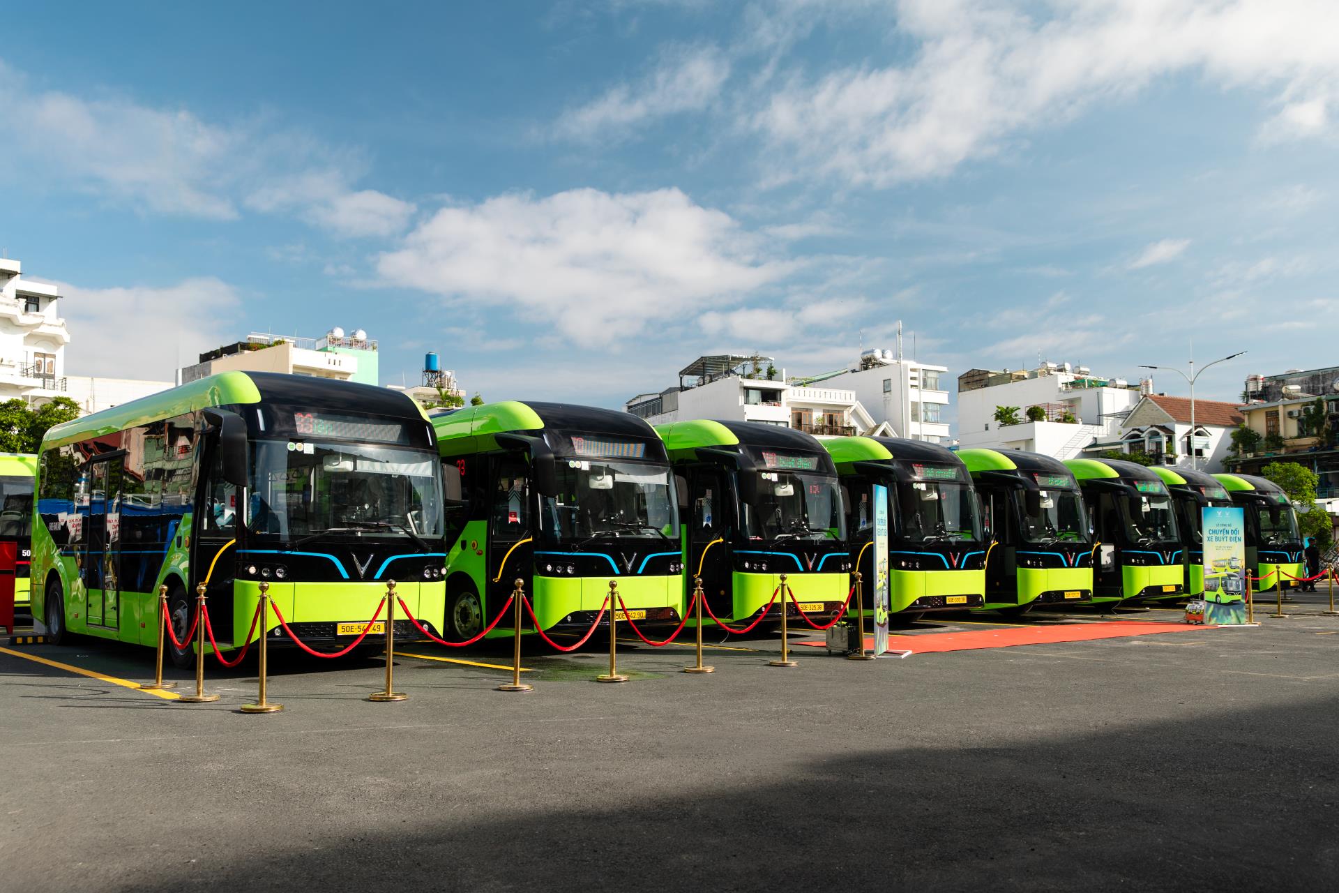 VinBus - TP. HCM: VINBUS MIỄN VÉ TUYẾN D4 – 33 – 150 NHÂN DỊP LỄ TẾT ...